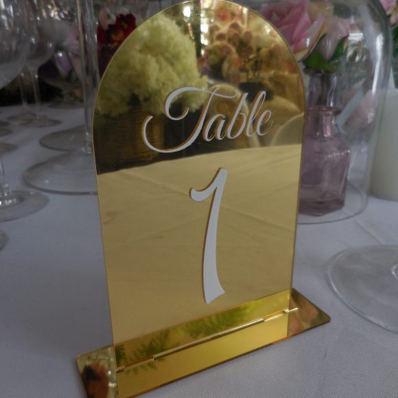 Numéro de table plexi style miroir or - Location numéro de table à l ...